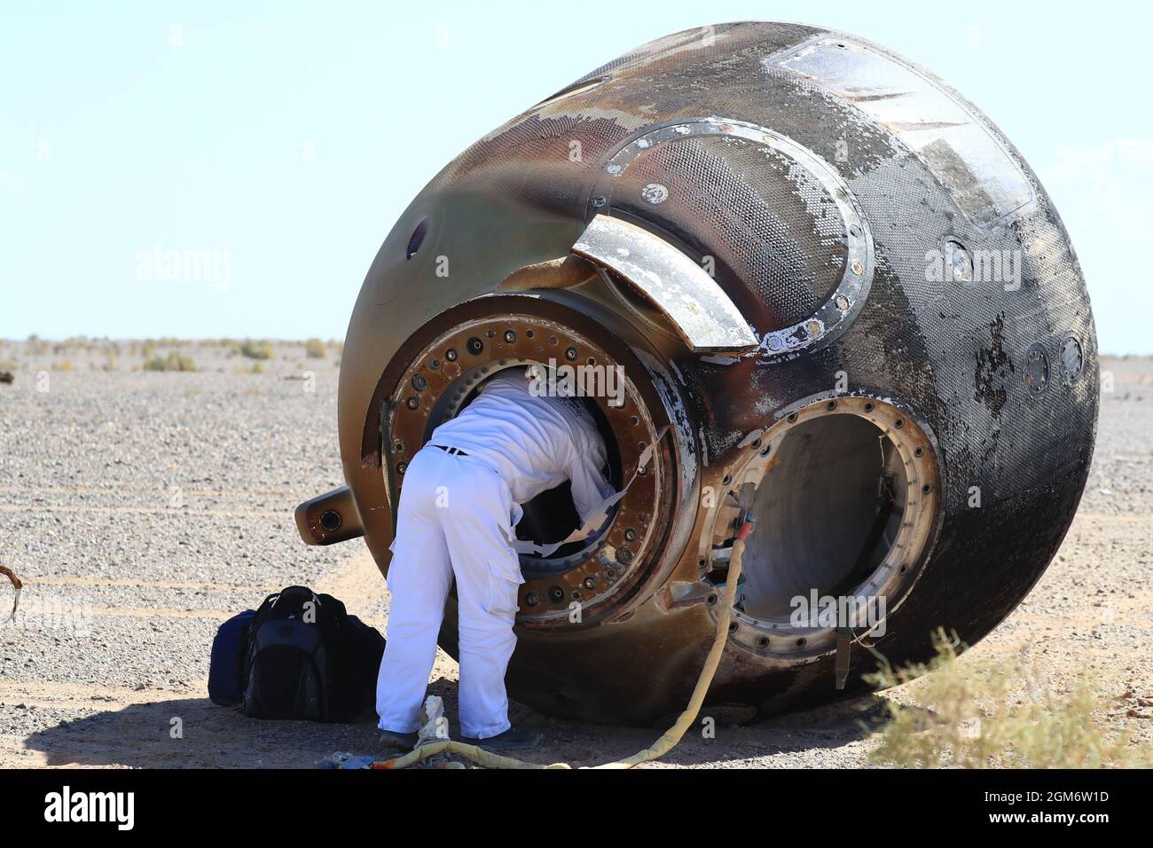 Dongfeng 17 hi-res stock photography and images - Alamy