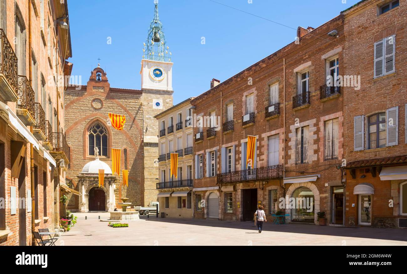 Perpignan cathedral hi-res stock photography and images - Alamy
