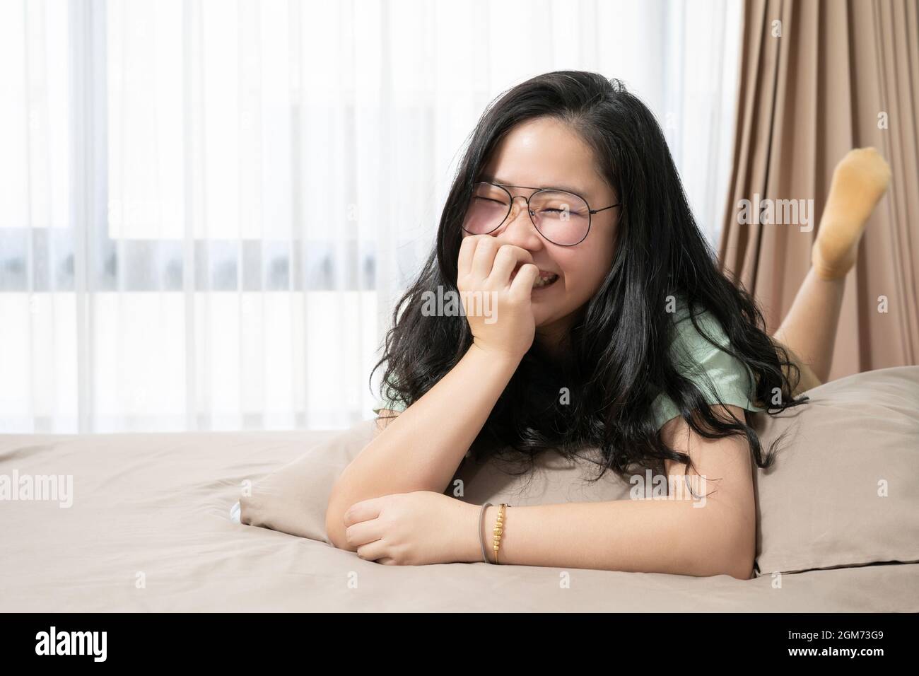 Embarrass embarrassed hi-res stock photography and images - Alamy