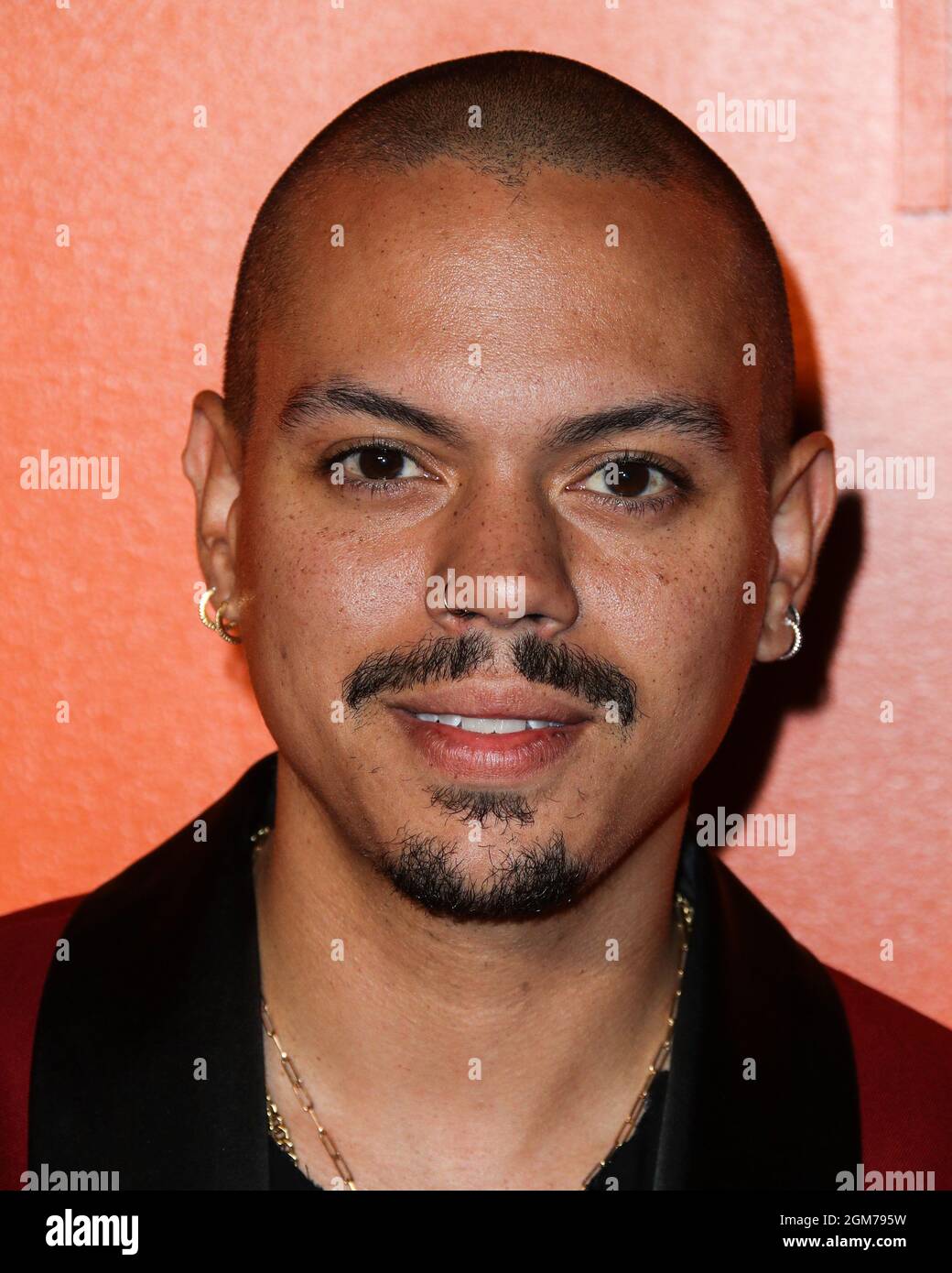 BEVERLY HILLS, LOS ANGELES, CALIFORNIA, USA - SEPTEMBER 16: Actor Evan Ross arrives at the ...