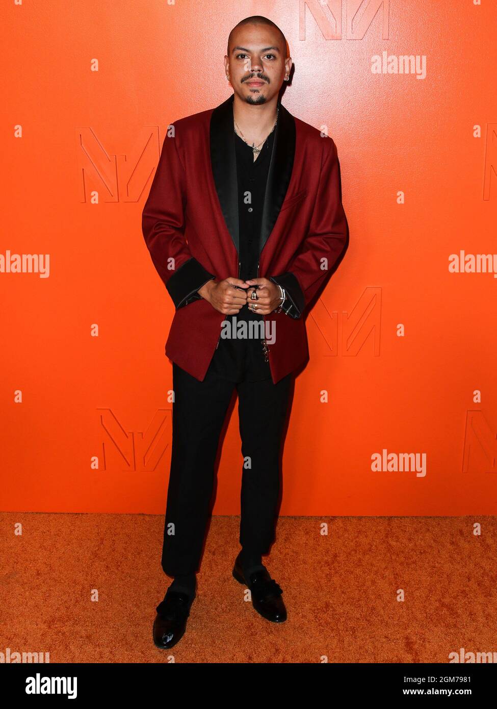 BEVERLY HILLS, LOS ANGELES, CALIFORNIA, USA - SEPTEMBER 16: Actor Evan ...