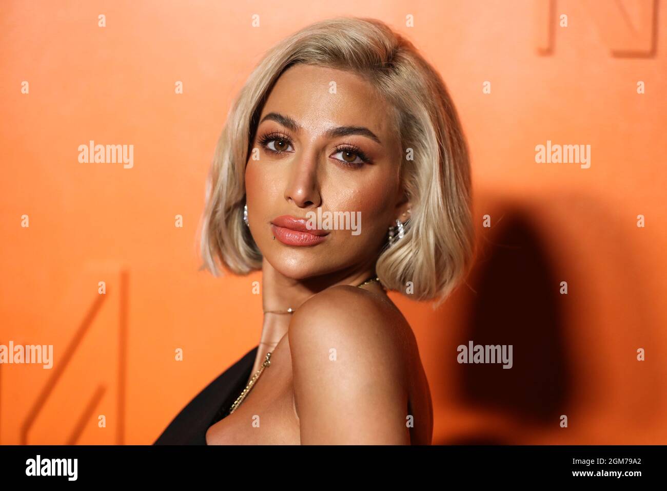BEVERLY HILLS, LOS ANGELES, CALIFORNIA, USA - SEPTEMBER 16: Model Roz ...