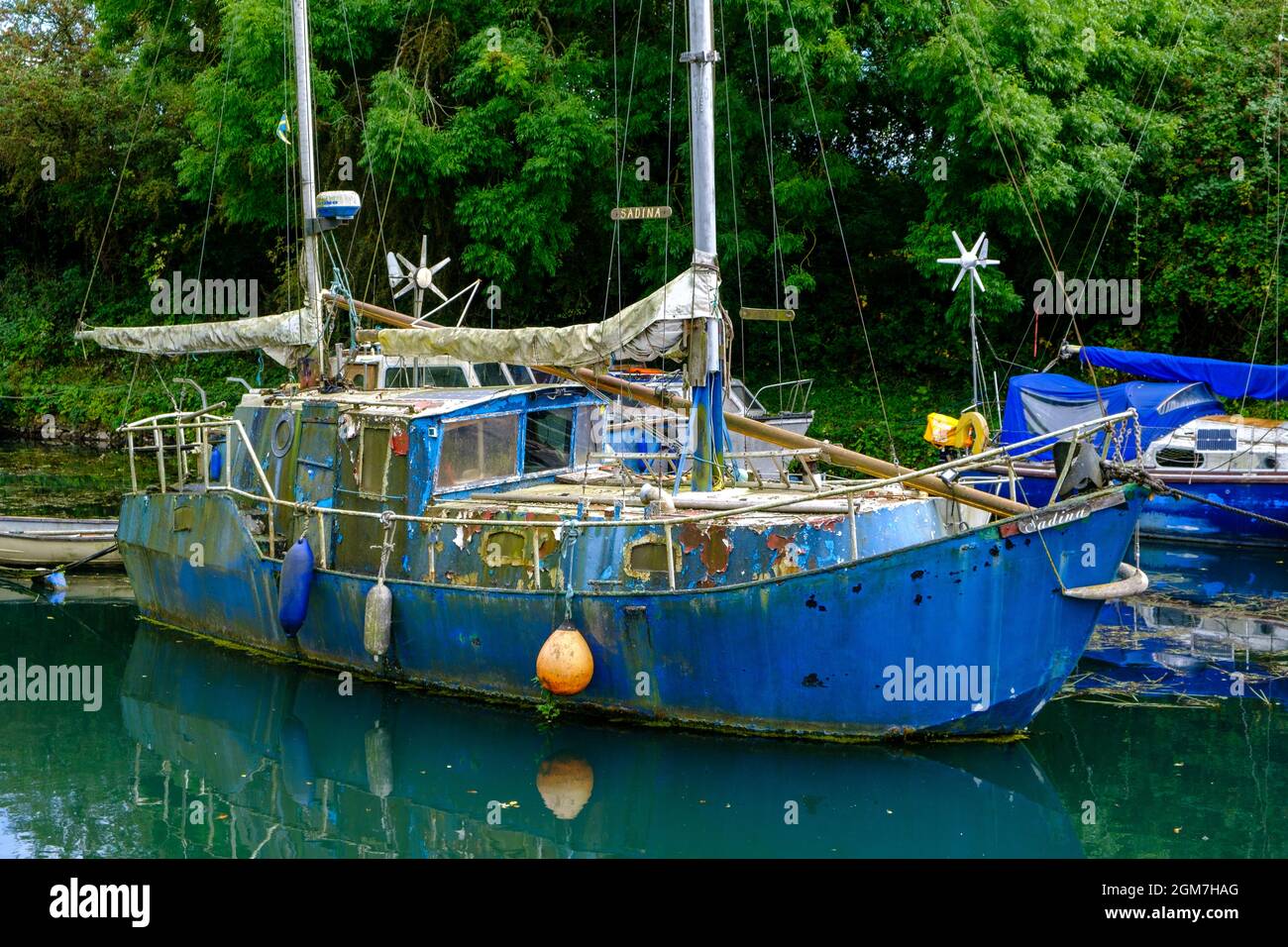 Old neglected boats at Lydney Harbour, Gloucestershire, England, UK ...