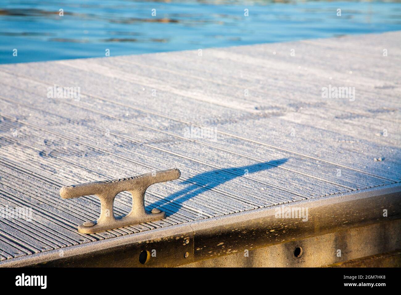 Cleat for securing boat lines to the shore. 2011 Stock Photo - Alamy
