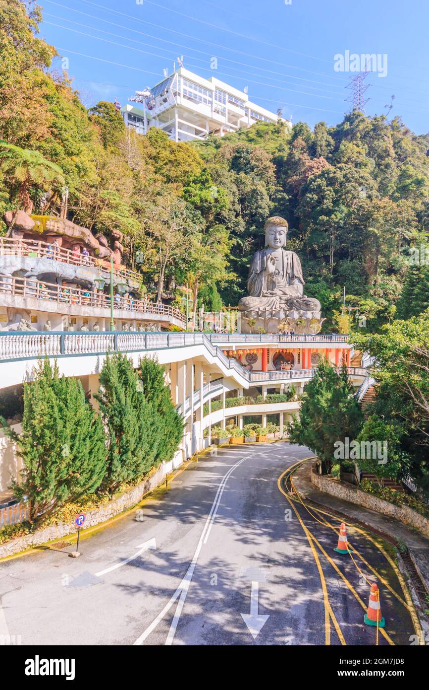 Large stone Buddha statue at Chin Swee Caves Temple in Genting ...