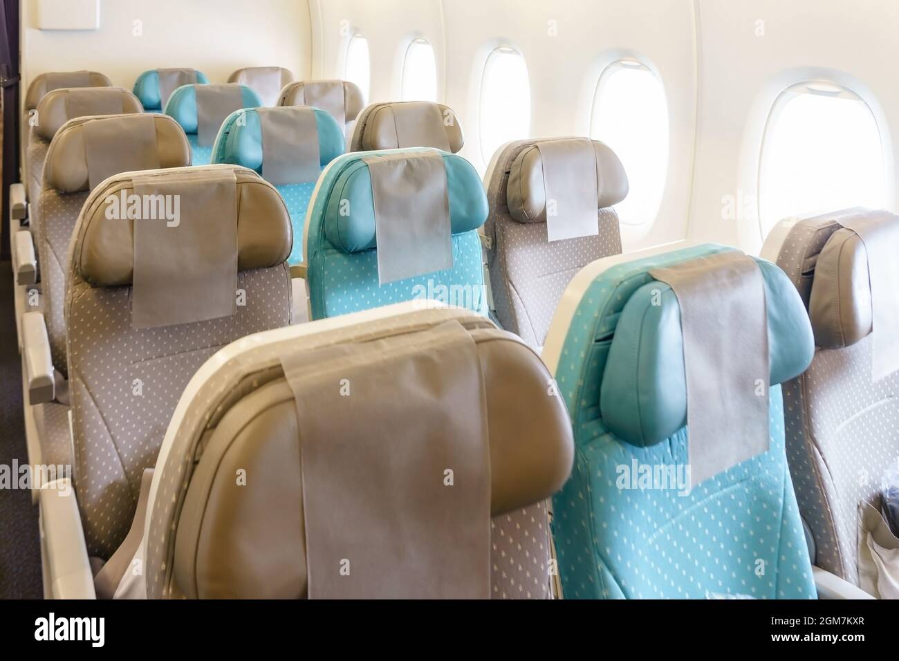 Class without windows hi-res stock photography and images - Alamy