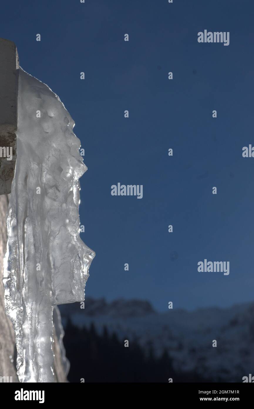 Ickle shapes hi-res stock photography and images - Alamy