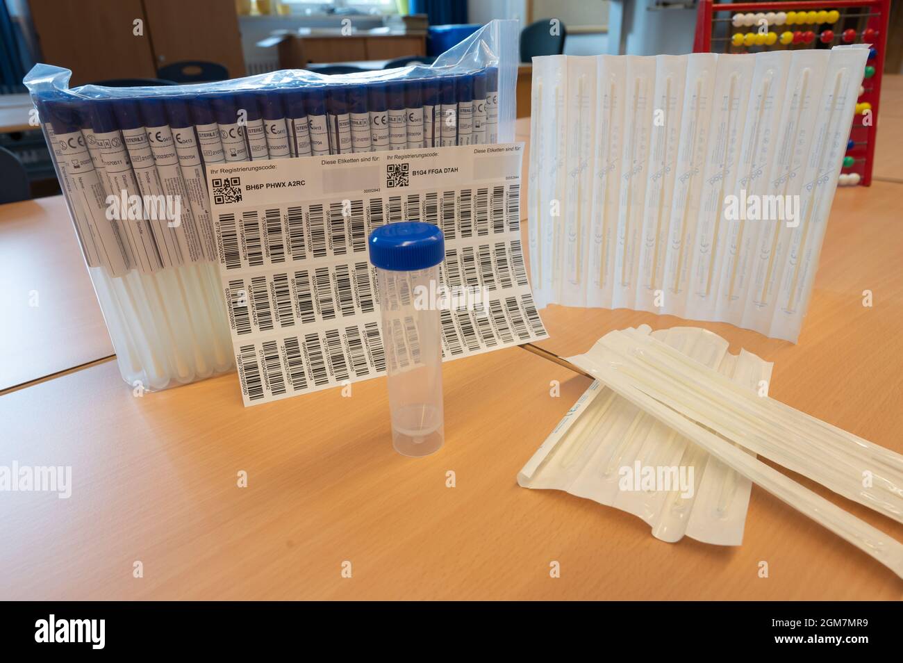 Lollipop test hi-res stock photography and images - Alamy