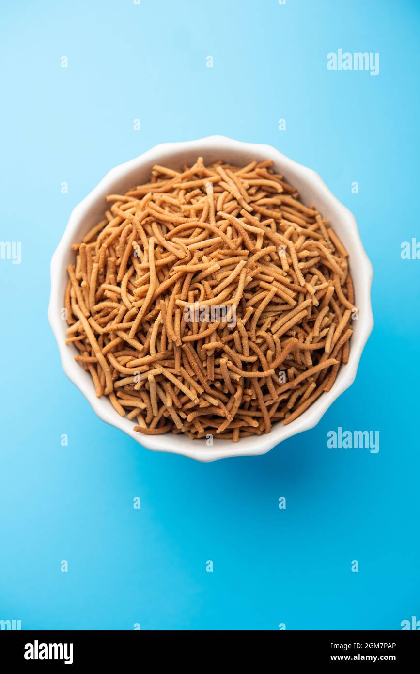 singada or singhara garlic sev, Namkeen shev a vrat food made using ...