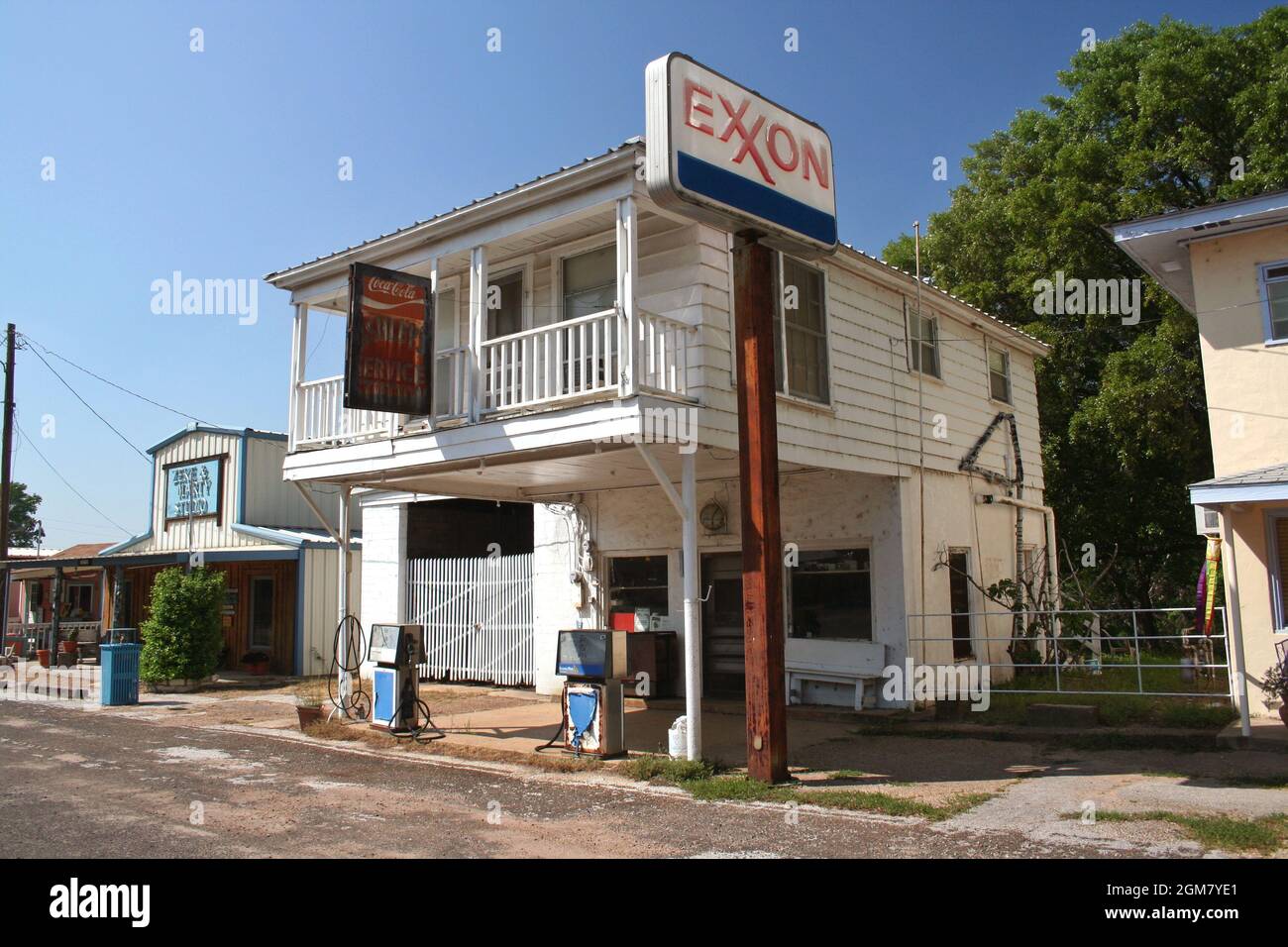 Edom, Texas : Abandoned Gas Station in Edom Texas, a small rural town ...