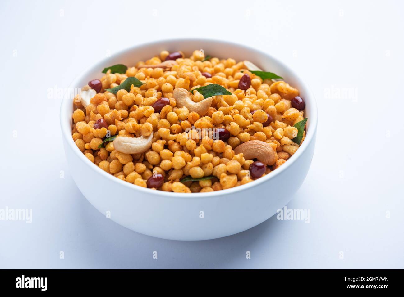 Masala Kara Boond or Namkeen Bundi With Cashew, Peanuts And Curry ...