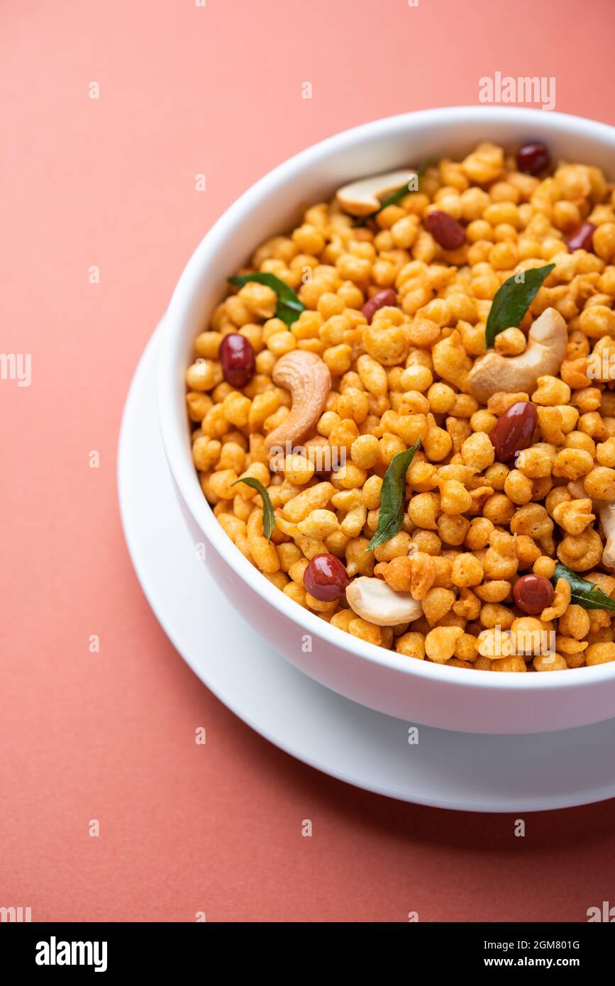 Masala Kara Boond or Namkeen Bundi With Cashew, Peanuts And Curry ...