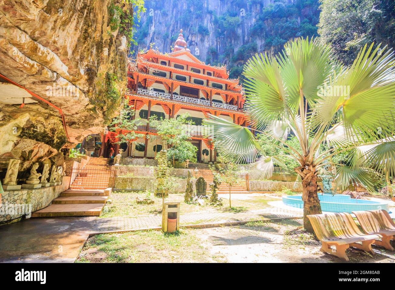 Sam Poh Tong Temple is the most famous and developed cave temple in ...