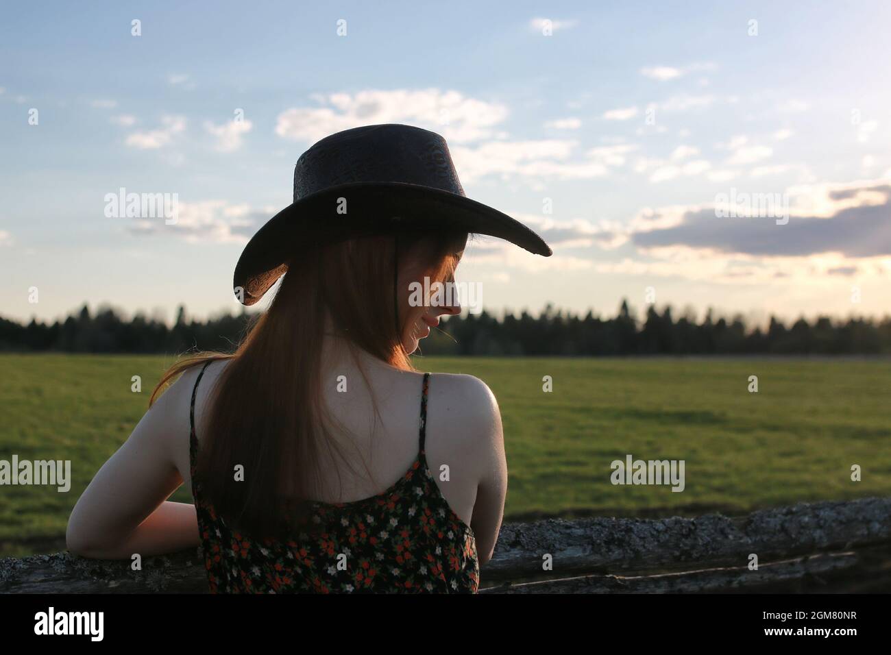 cowgirl hat nature Stock Photo - Alamy