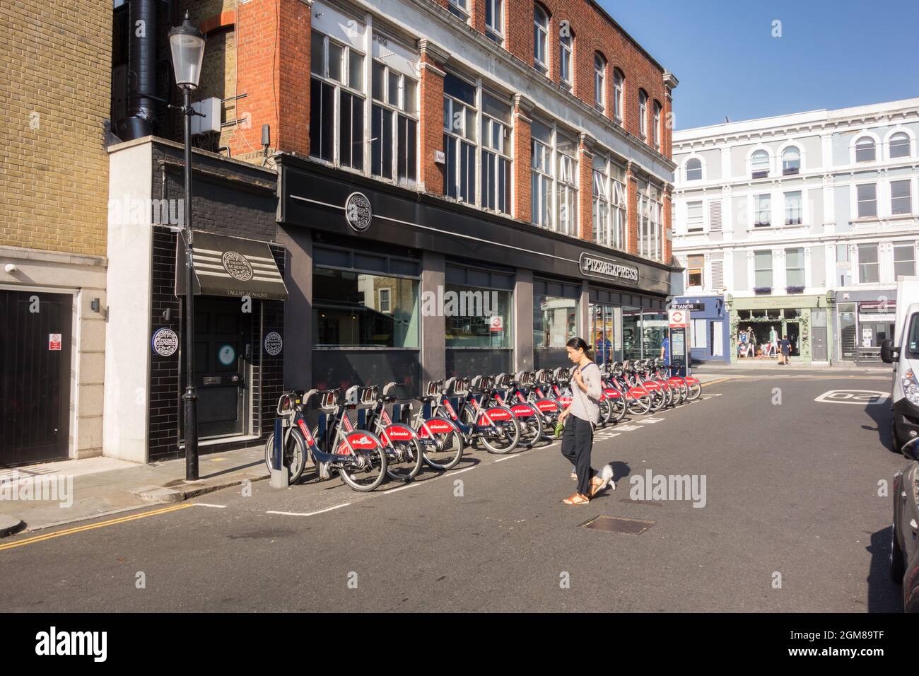 Chelsea england hi-res stock photography and images - Alamy