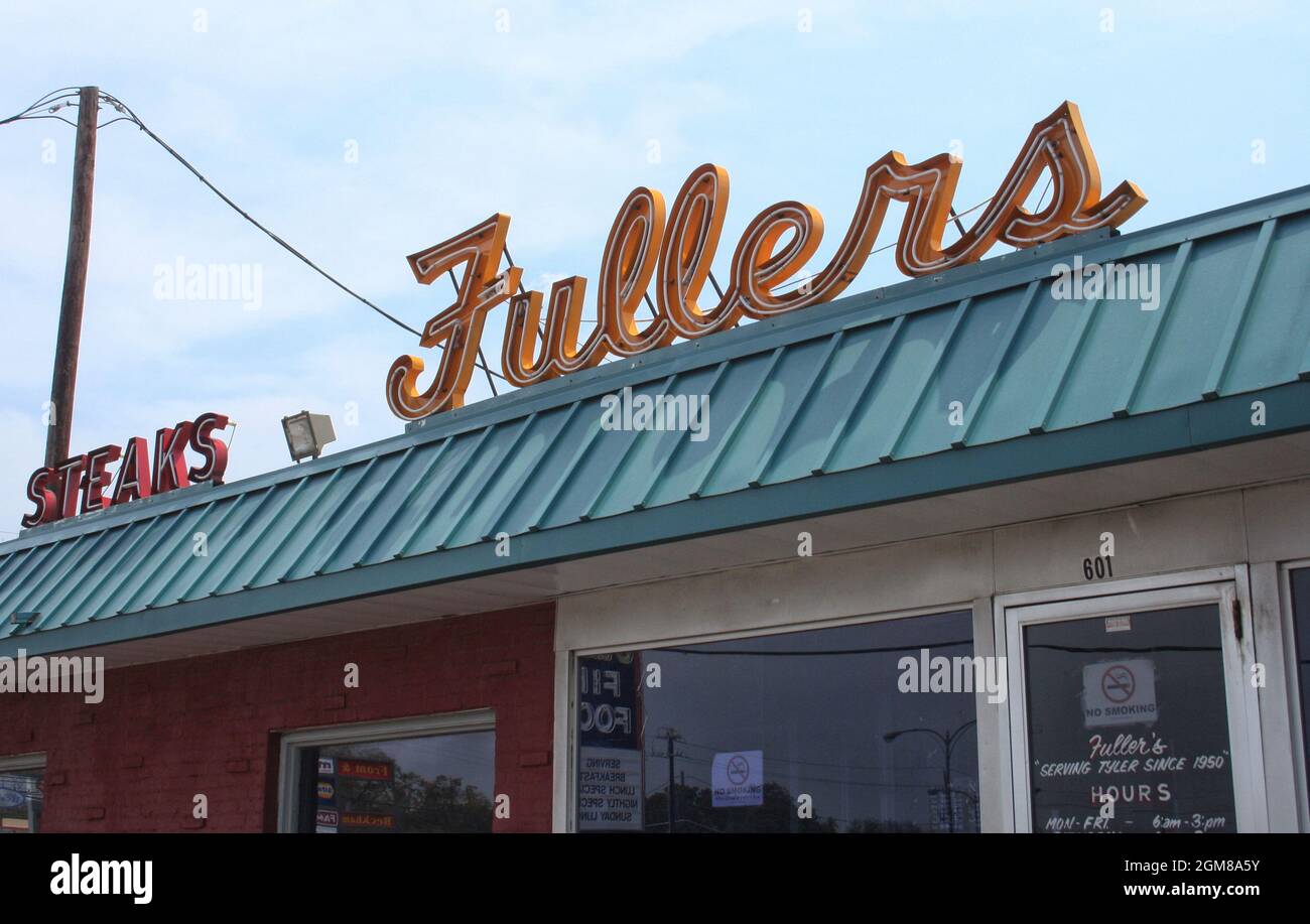 Tyler, TX: Abandoned Restaurant Fuller's Fine Foods a former local ...