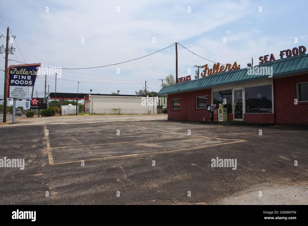 Tyler, TX: Abandoned Restaurant Fuller's Fine Foods a former local ...