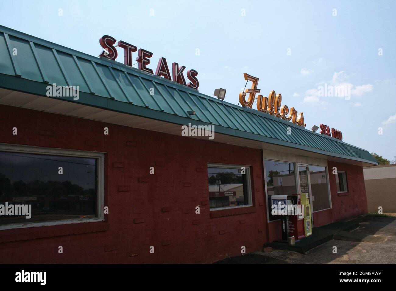Tyler, TX: Abandoned Restaurant Fuller's Fine Foods a former local ...