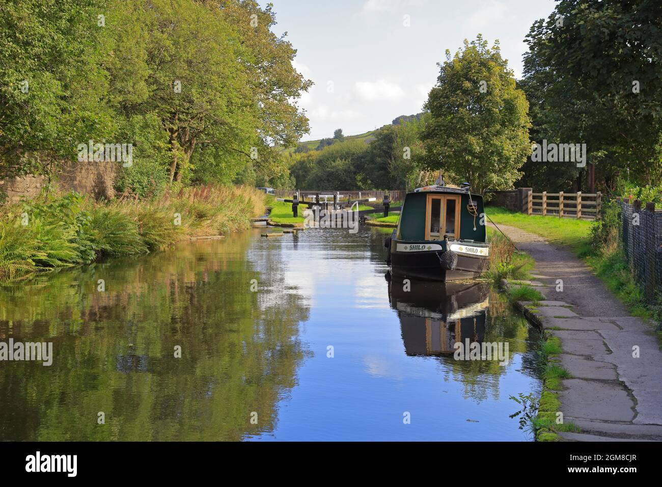 Narrowboat berth on the Huddersfield narrow canal, Marsden near ...