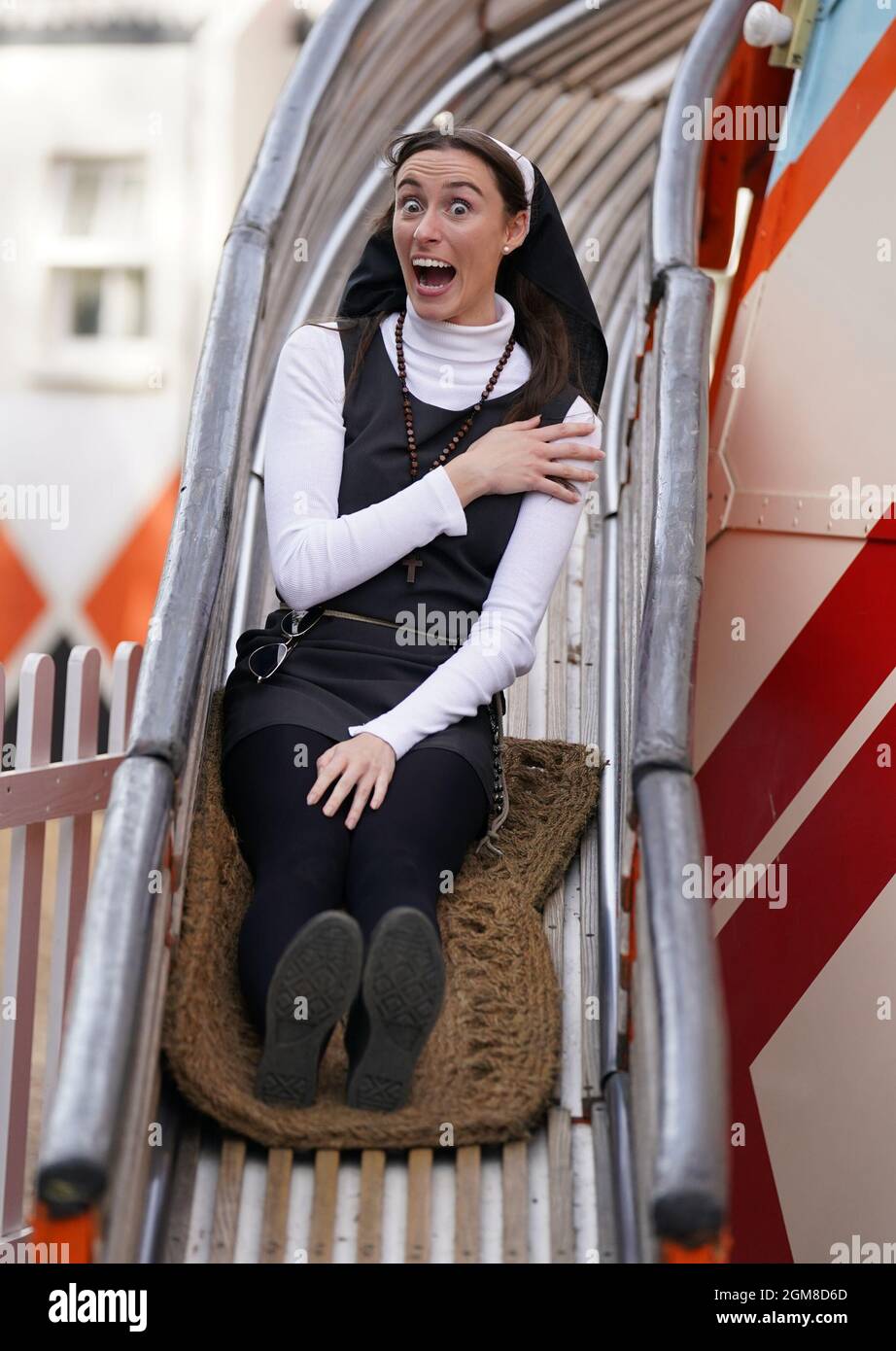 Dressed as a nun hi-res stock photography and images - Alamy