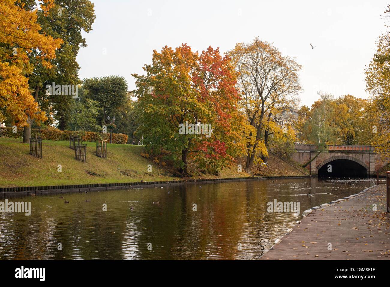 Pierce water hi-res stock photography and images - Alamy