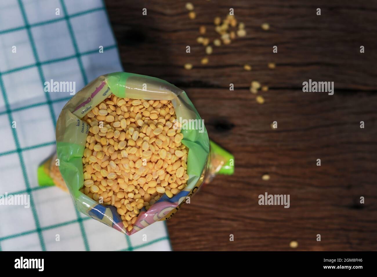 Peeled soy bean hi-res stock photography and images - Alamy