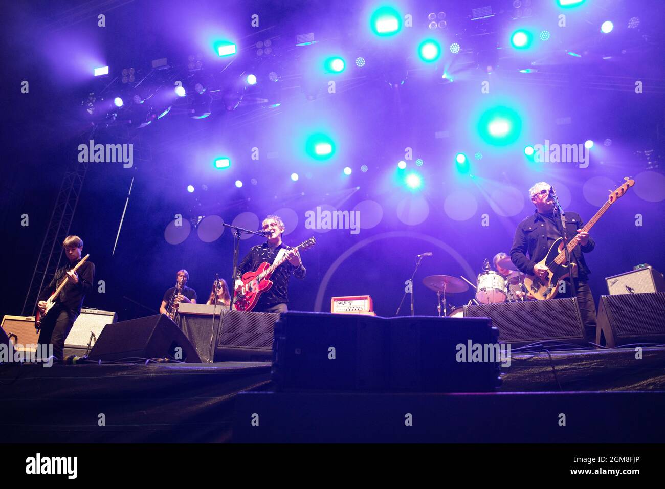 Lightning seeds hi-res stock photography and images - Alamy