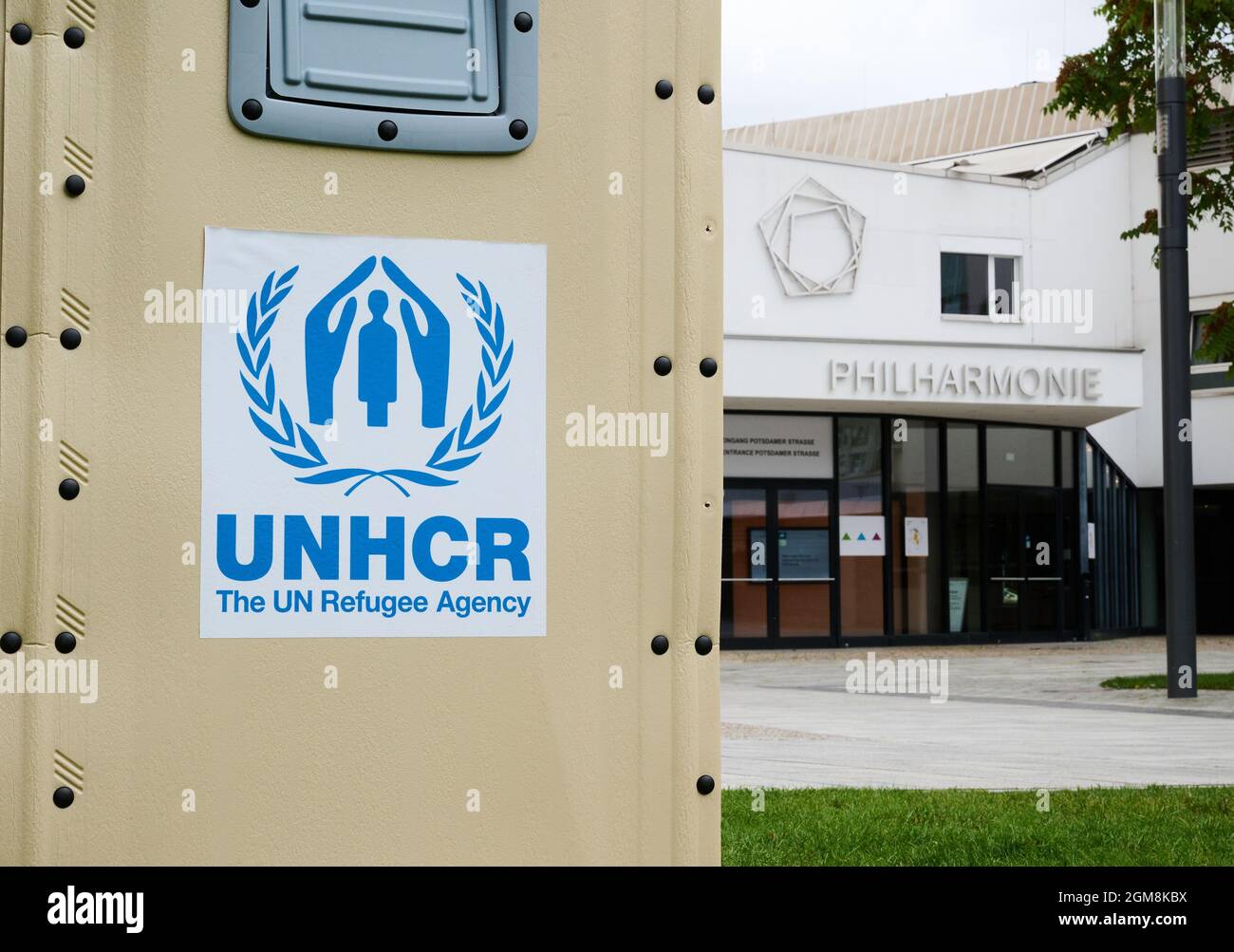 Unhcr logo hi-res stock photography and images - Alamy