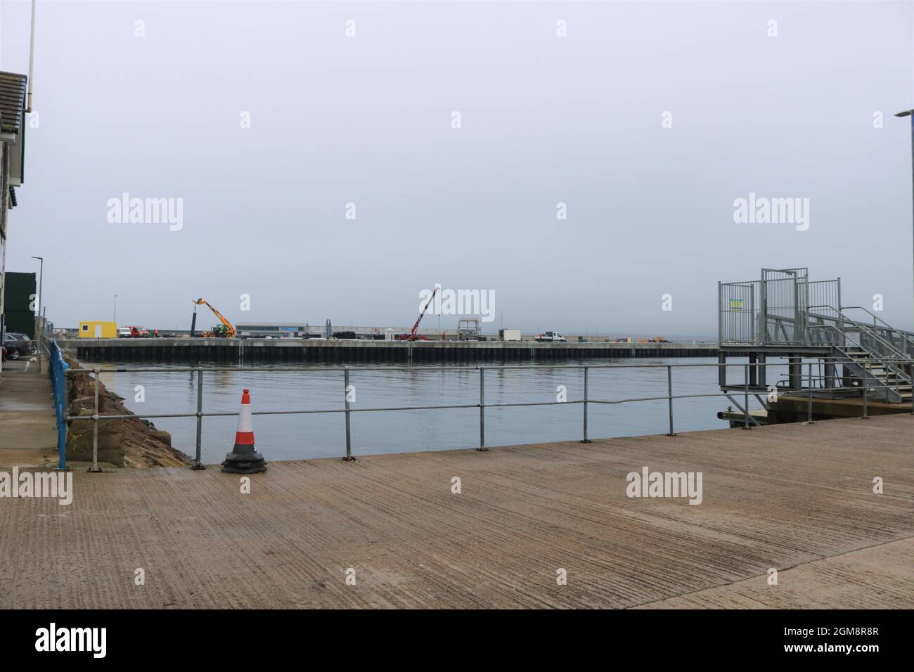 Scrabster harbour hi-res stock photography and images - Alamy