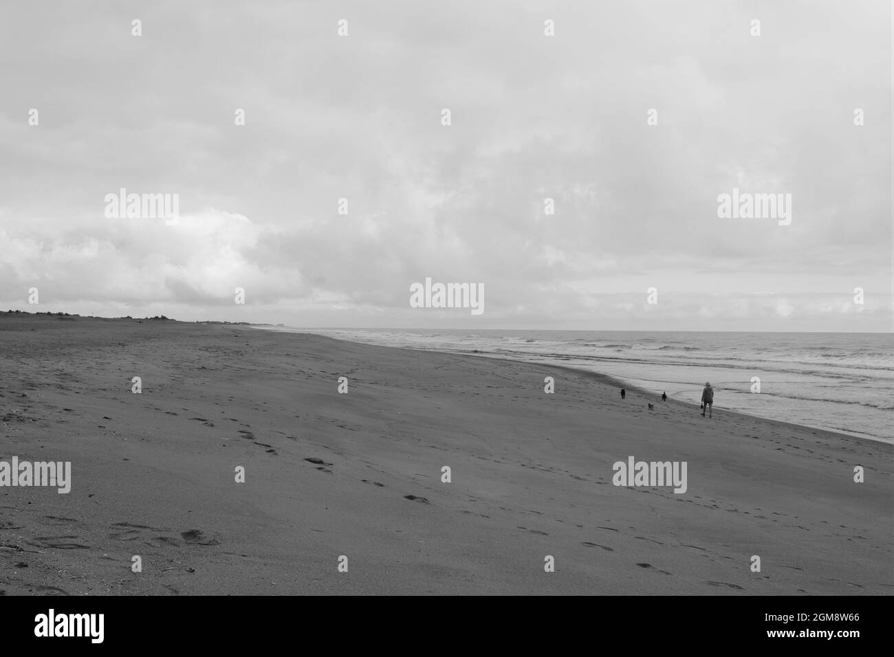Ingoldmells Beach near Skegness, UK Stock Photo - Alamy
