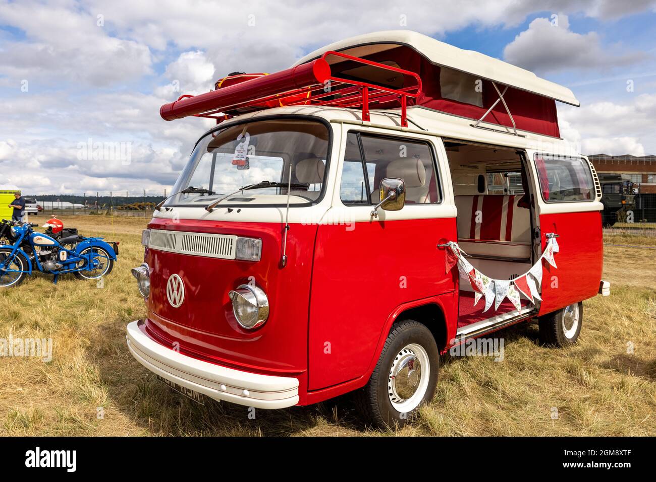 Air camper hi-res stock photography and images - Alamy