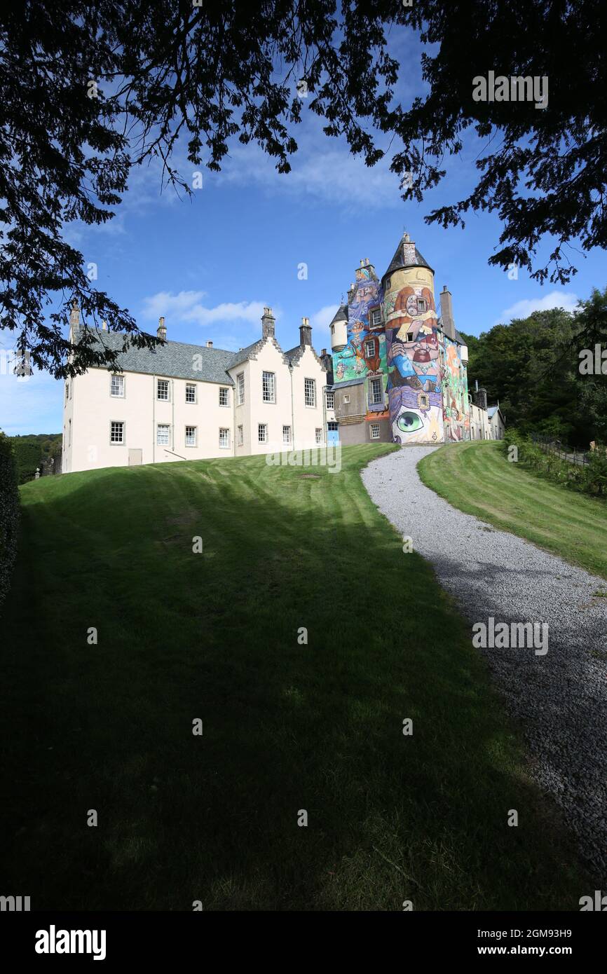 Kelburn castle hi-res stock photography and images - Alamy