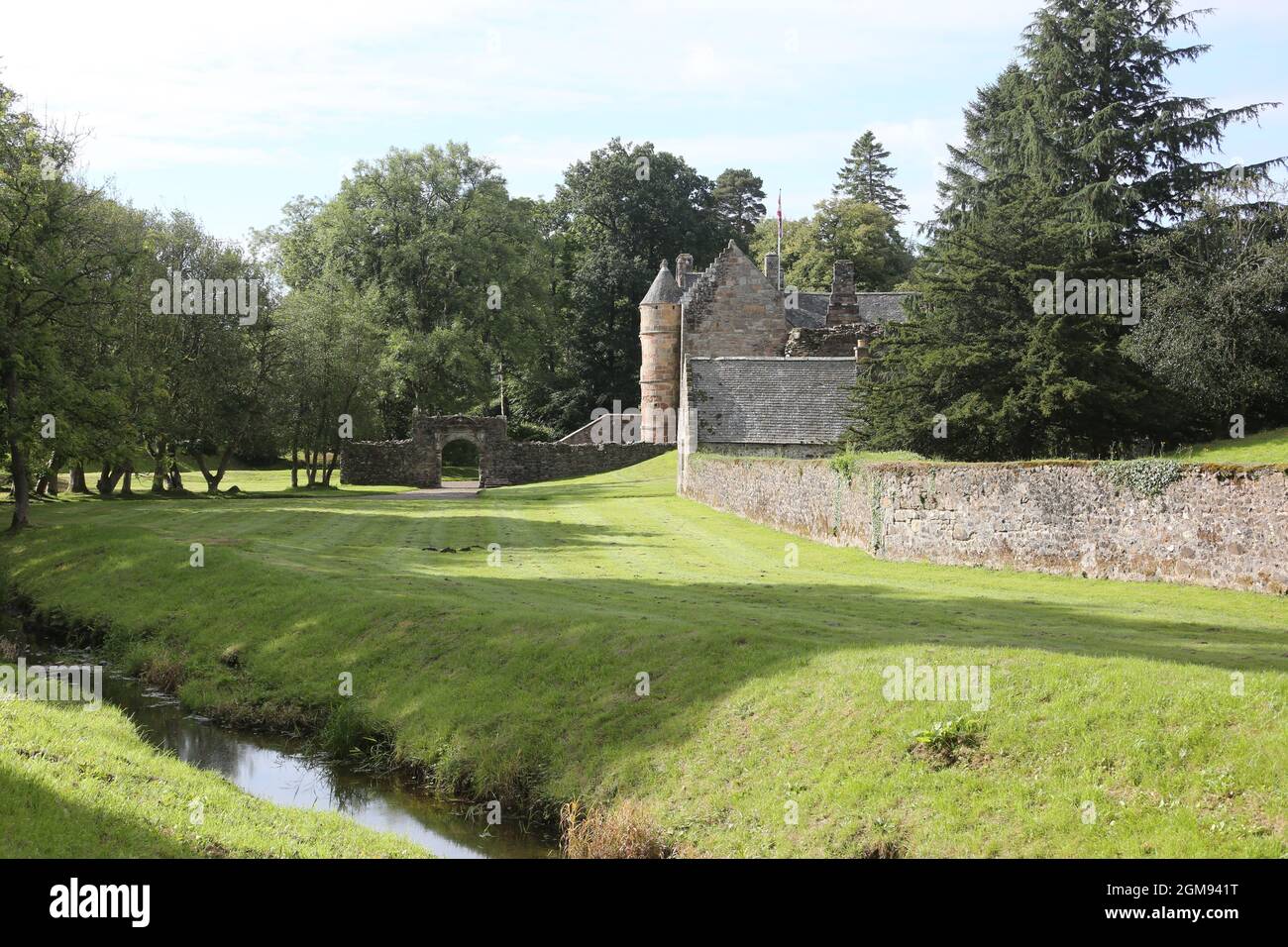 Rowallan hi-res stock photography and images - Alamy