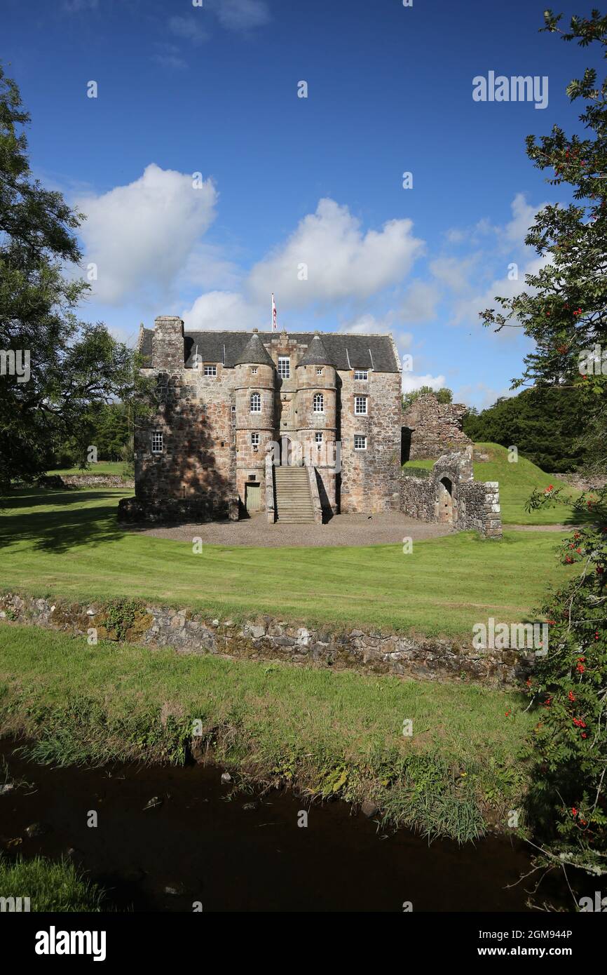 Rowallan hi-res stock photography and images - Alamy