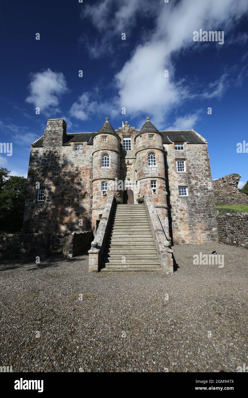 Rowallan hi-res stock photography and images - Alamy
