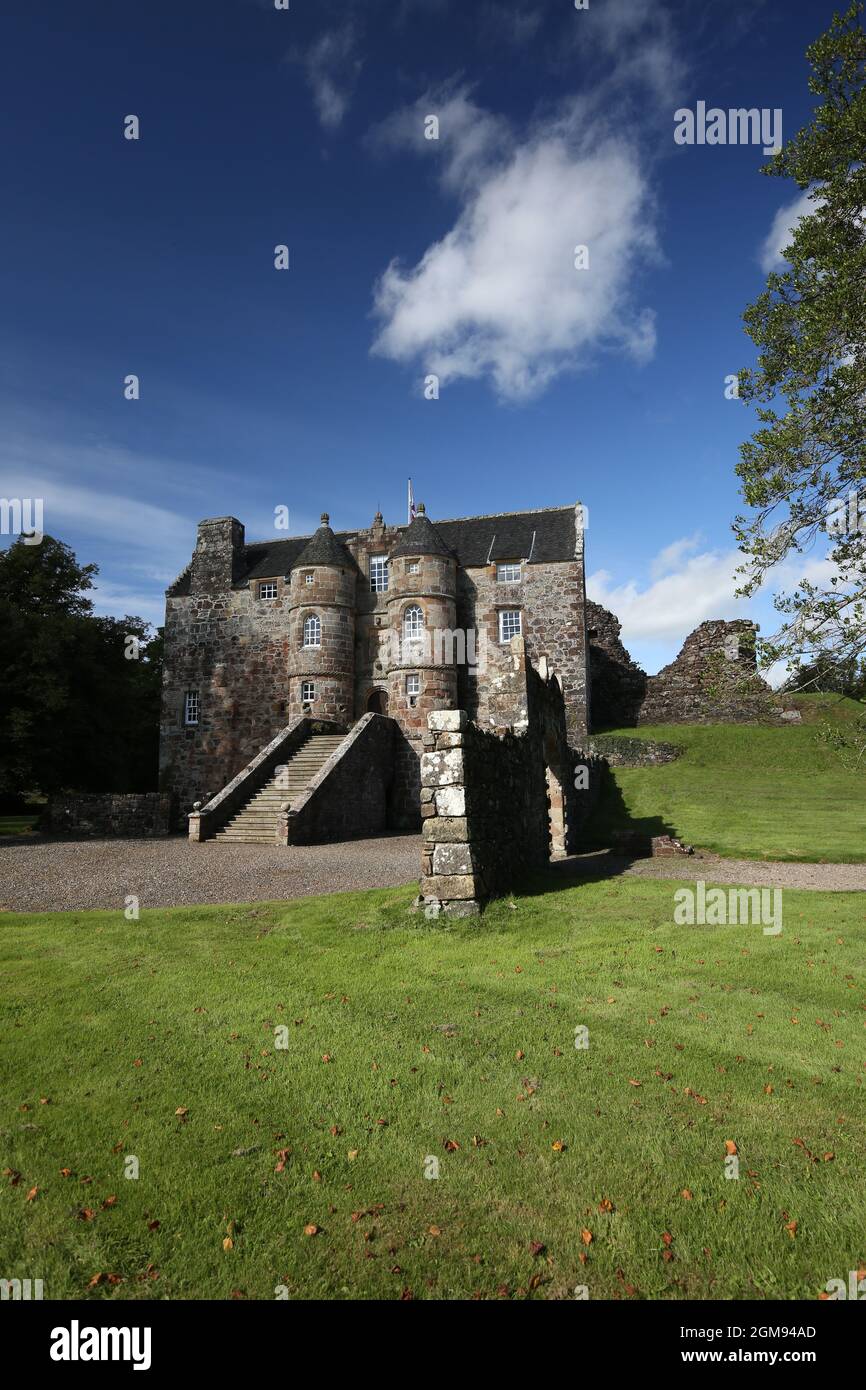 Rowallan castle hi-res stock photography and images - Alamy