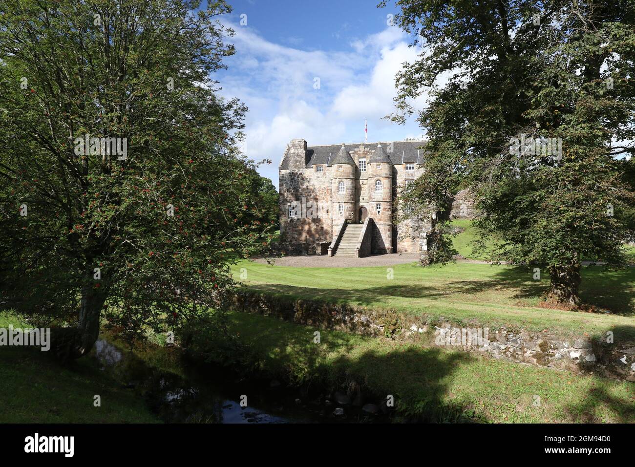 Rowallan hi-res stock photography and images - Alamy