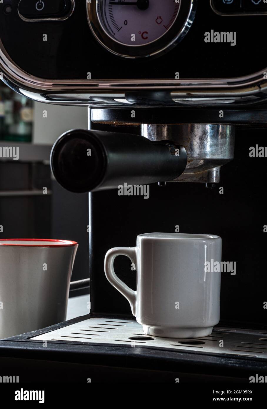 Home coffee espresso machine hi-res stock photography and images - Alamy