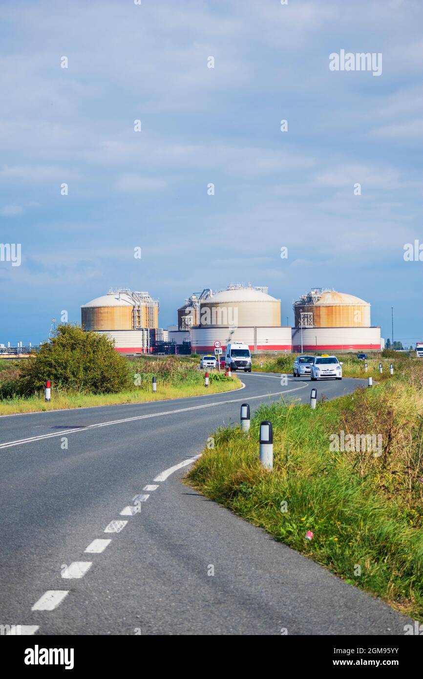 Liquid Natural Gas Tanks at National Grid Site on Isle of Grain with ...