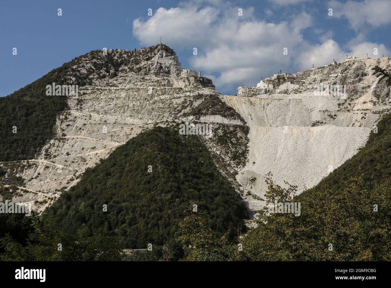 CARRARA MARBLE QUARRIES, ITALY Stock Photo - Alamy