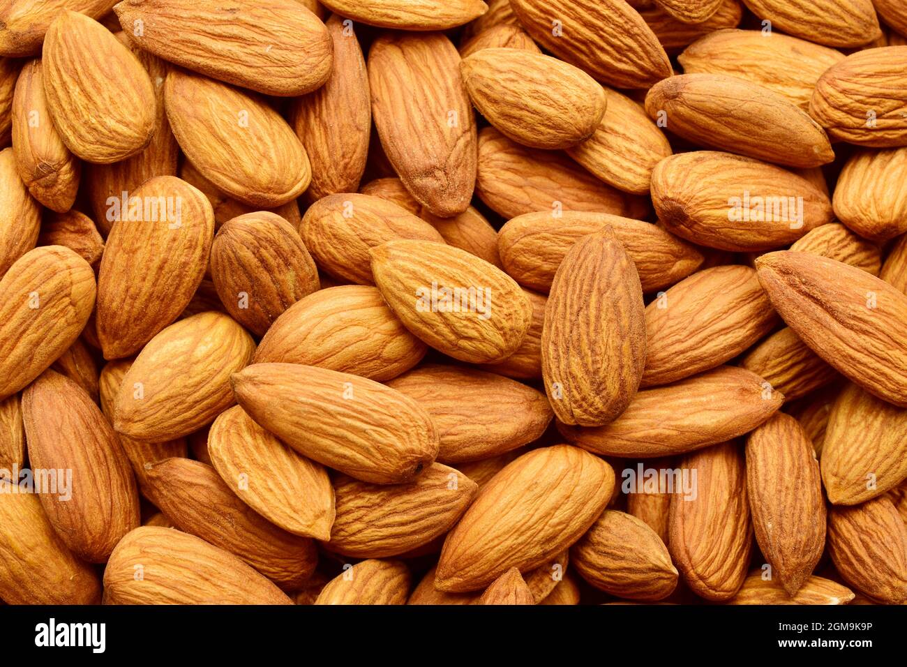 Almonds texture hi-res stock photography and images - Alamy