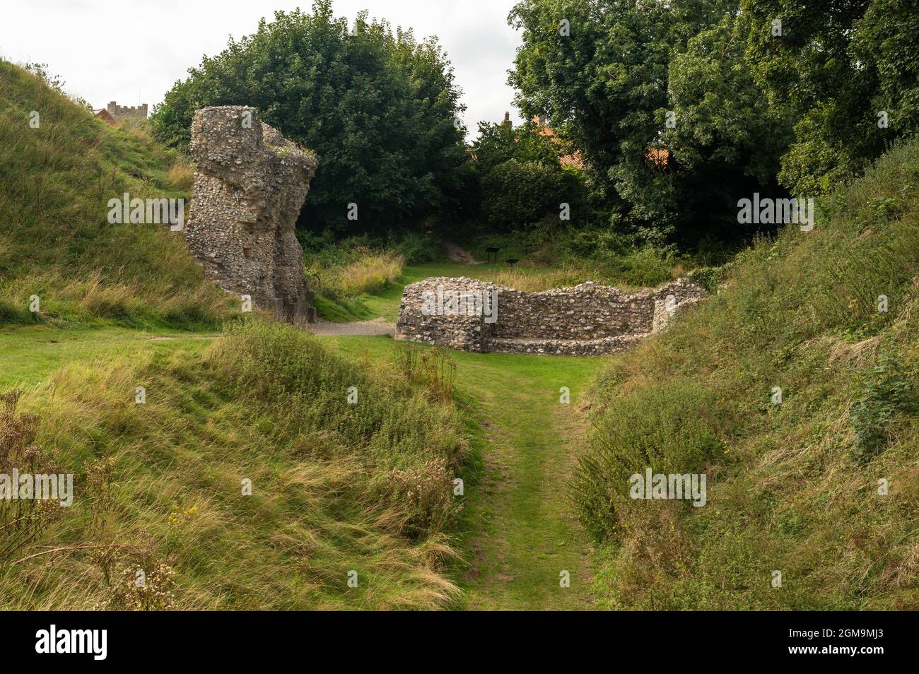 Castle Acre Castle and town walls are a set of ruined medieval defences ...