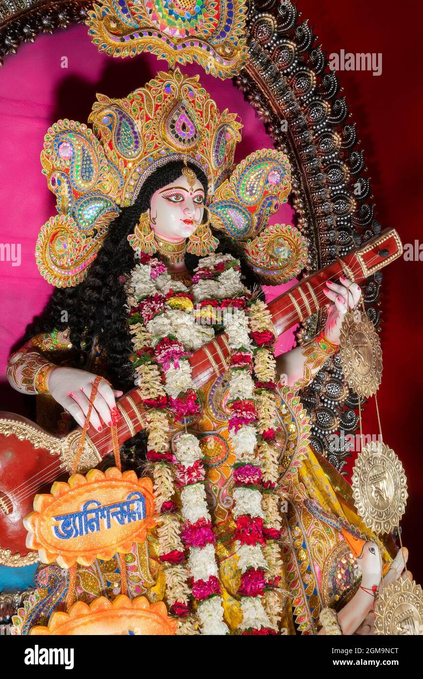 Veena hi-res stock photography and images - Alamy