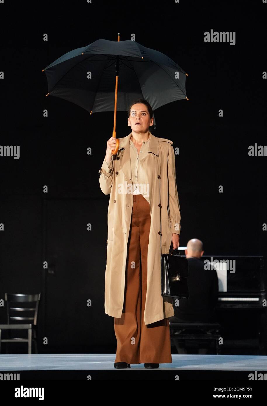 16 September 2021, Hamburg: Actress Julia Wieninger as Fiona Maye ...