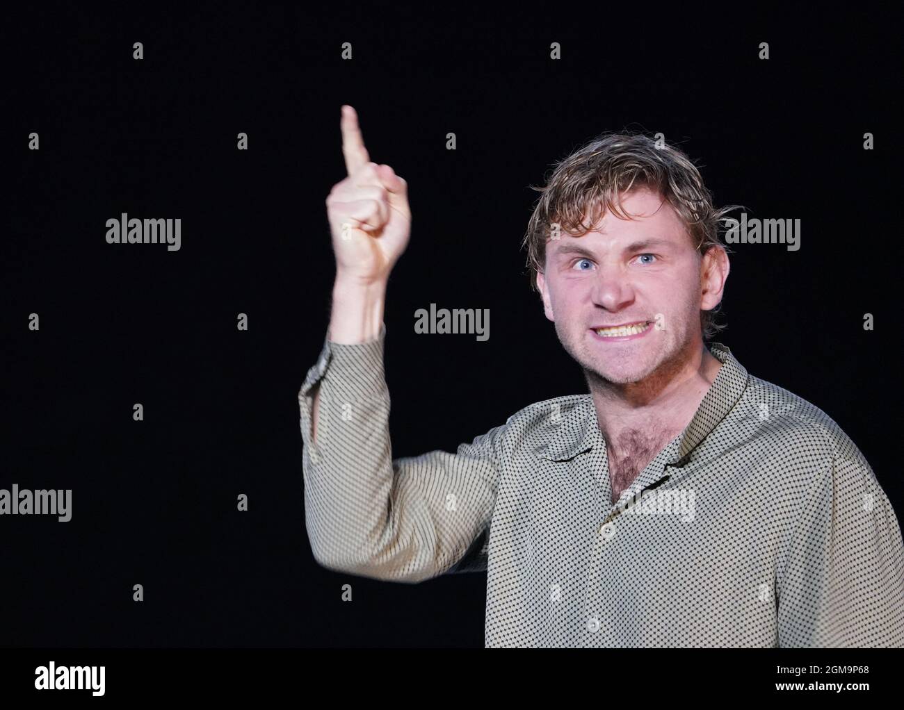 Actor paul henry hi-res stock photography and images - Alamy