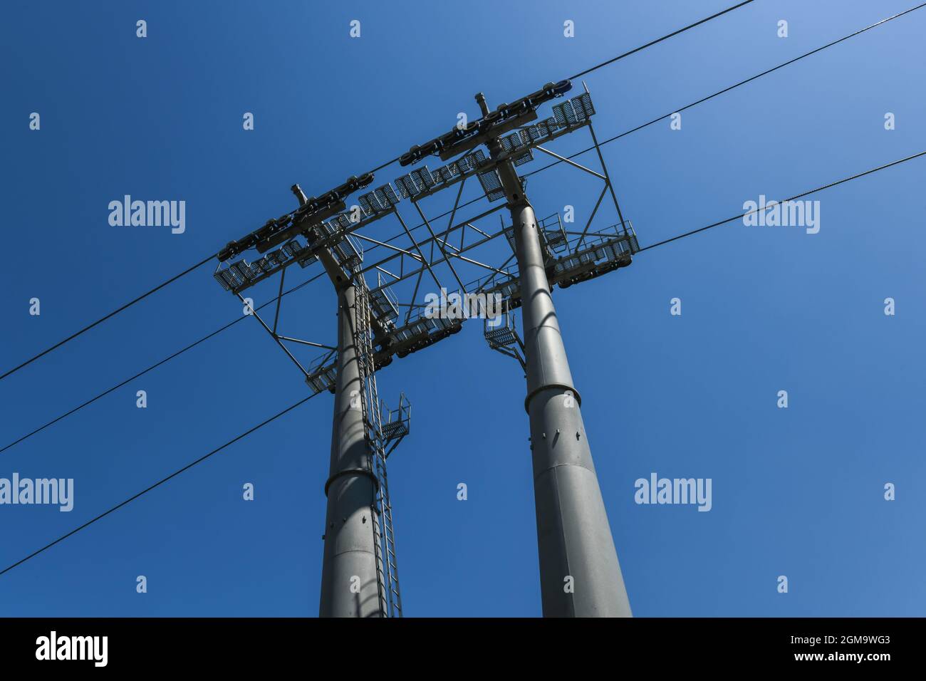 Wire rope elevator hi-res stock photography and images - Alamy