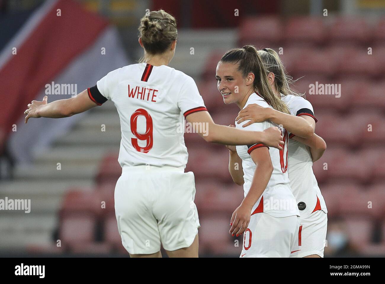 Southampton, UK. 17th September 2021. Ella Toone (C) of England ...