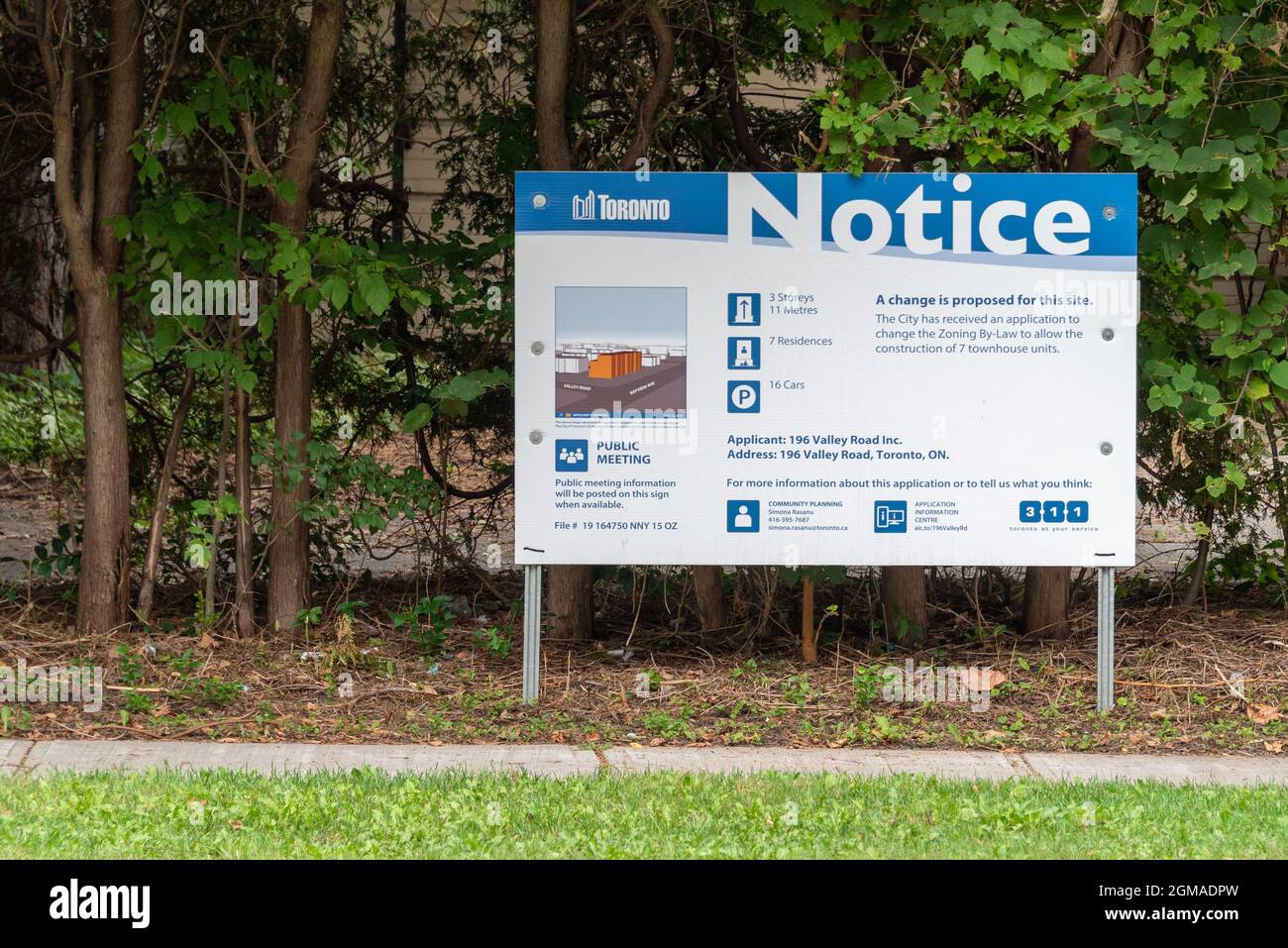 A City of Toronto sign for a proposed change in Bayview Avenue in ...