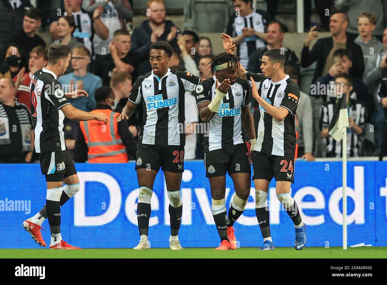 Allan Saint-Maximin #10 of Newcastle United celebrates his goal to make ...