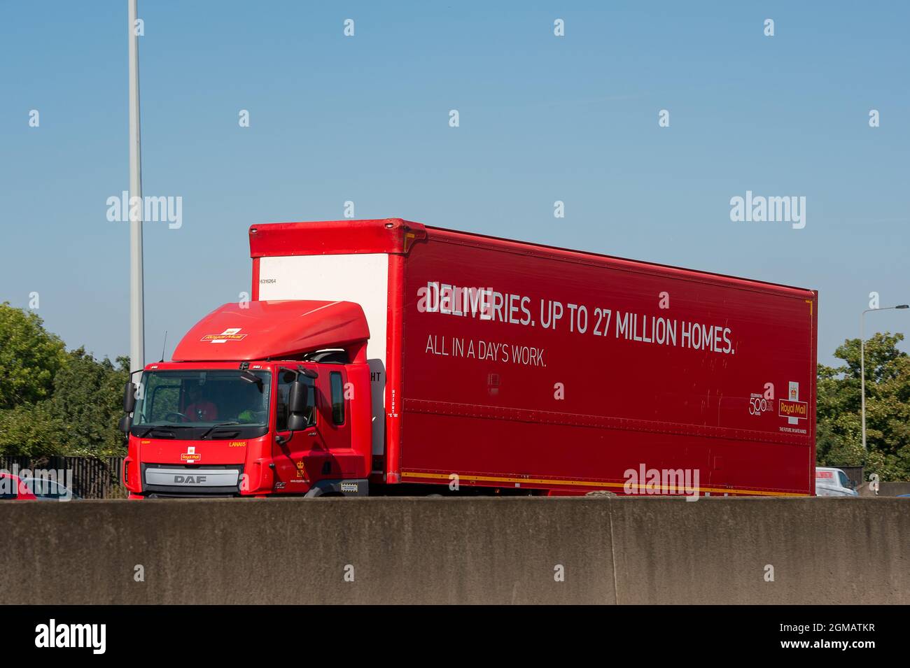 Royal mail lorry 2021 hi-res stock photography and images - Alamy